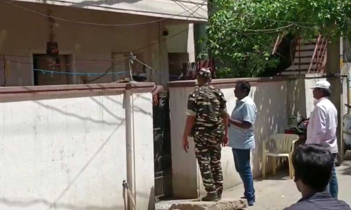 ED officials raid Ongole MP's office in Nellore