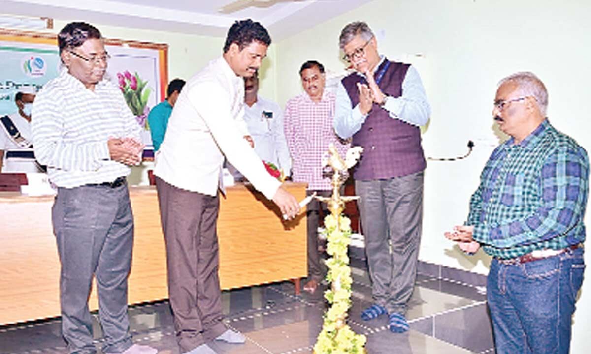 FPOs, farmers need to link up with start-ups: Collector Dilli Rao