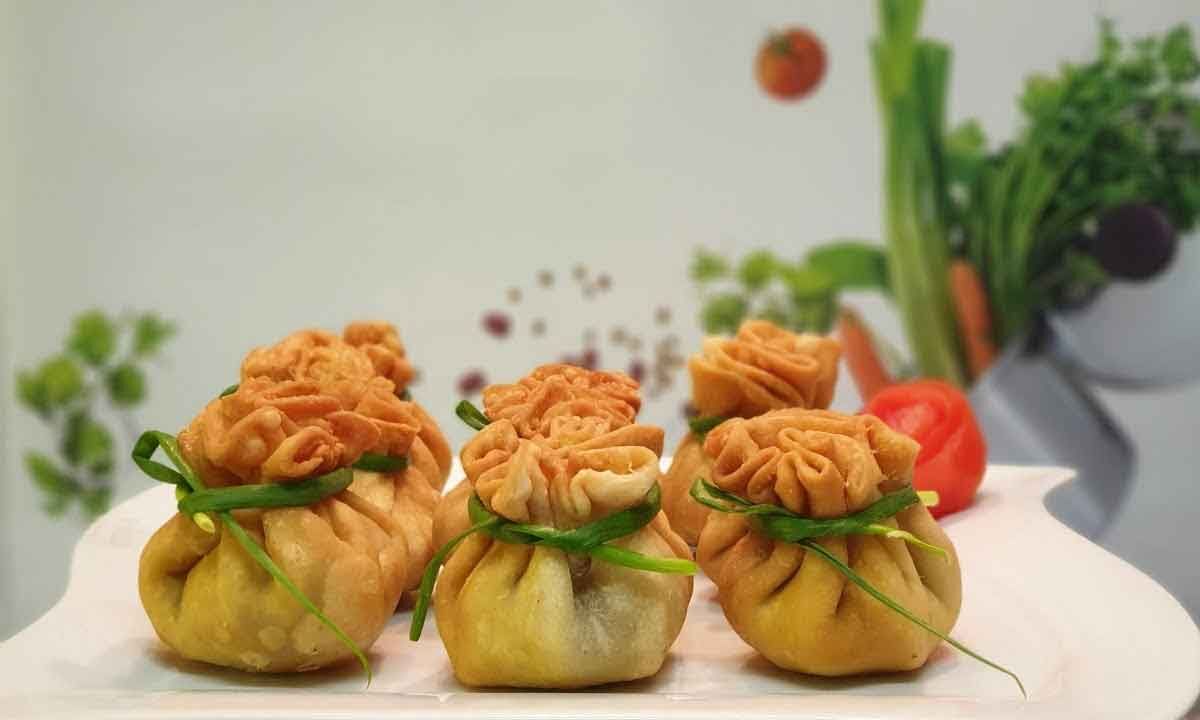 Learn to Prepare Chicken Potli or Chicken Pouch Recipe