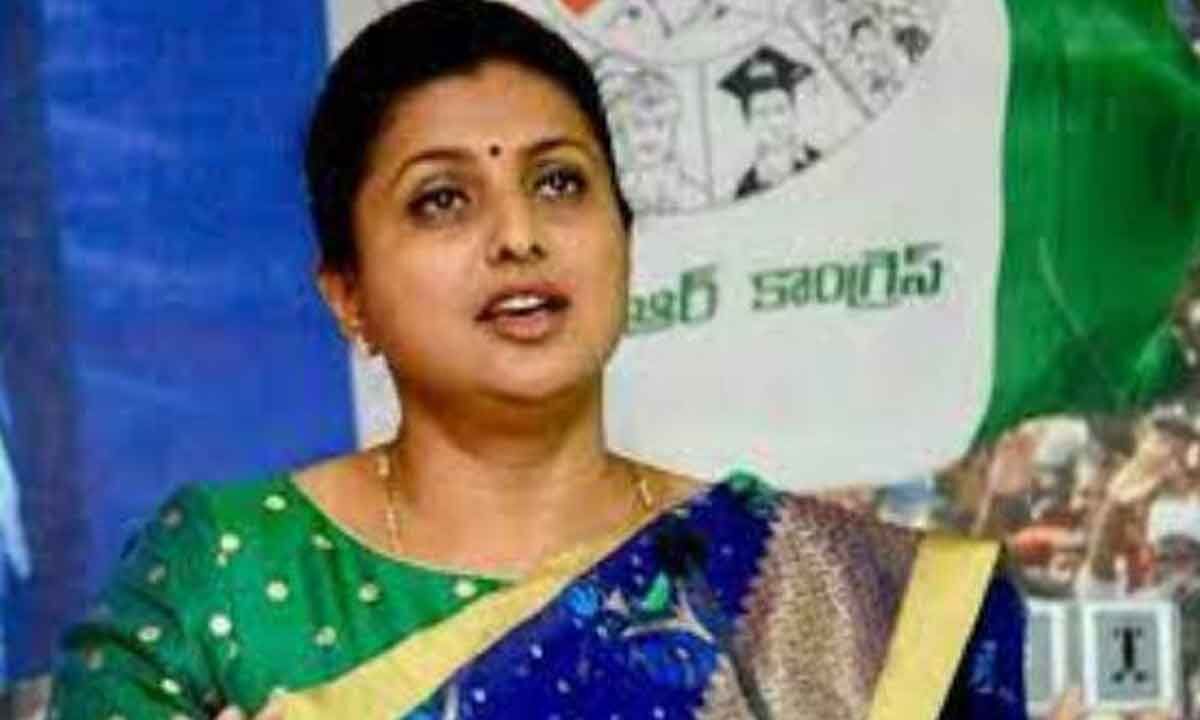 NTR Health University Row: RK Roja slams Balakrishna with his trademark dialogue