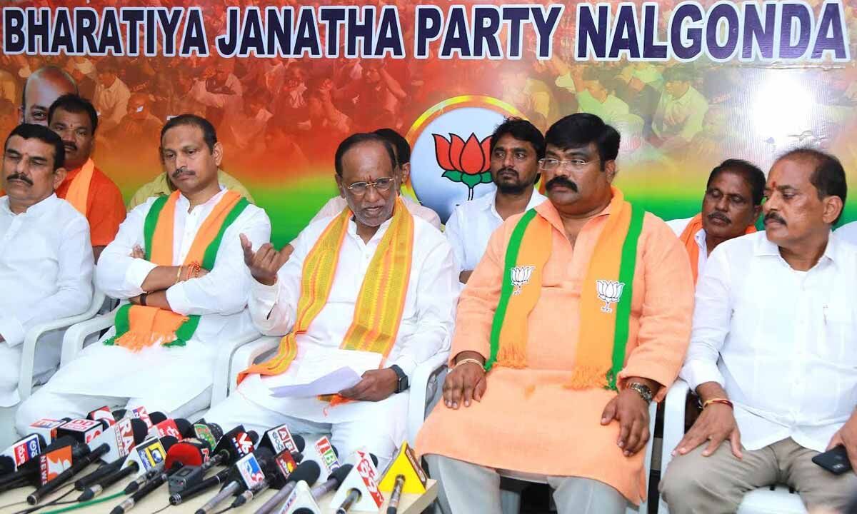 KCR family robbing State: Dr Laxman