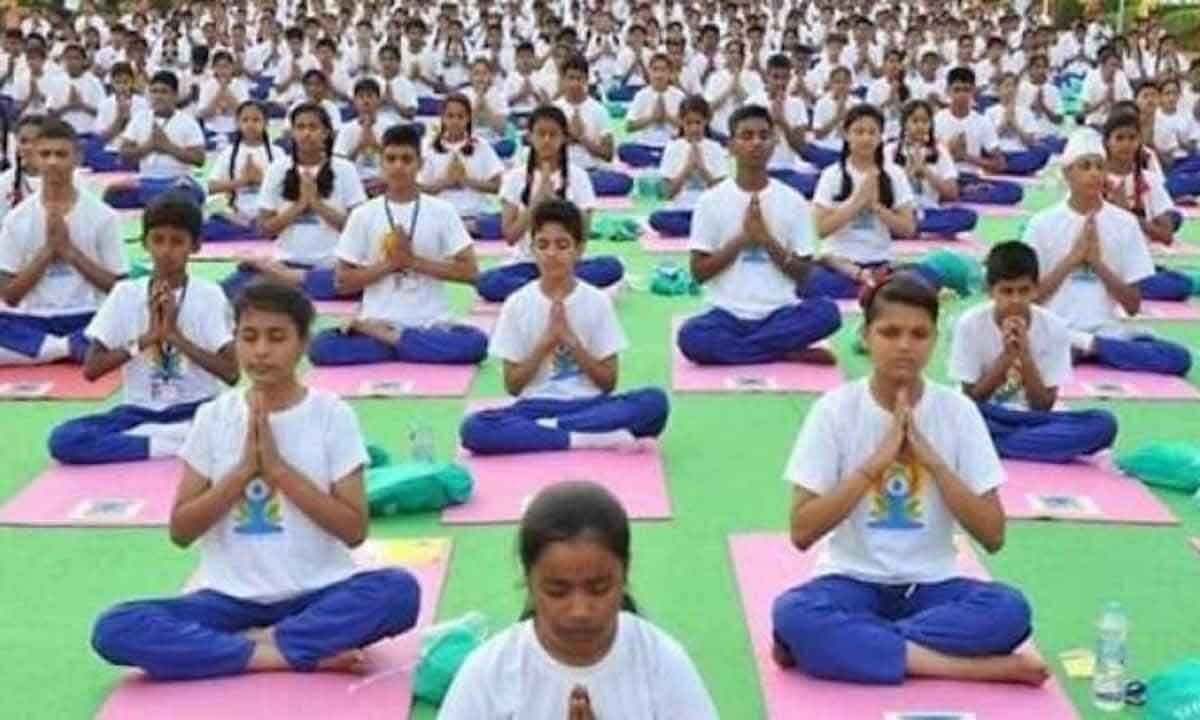 Yoga to be compulsory for school students