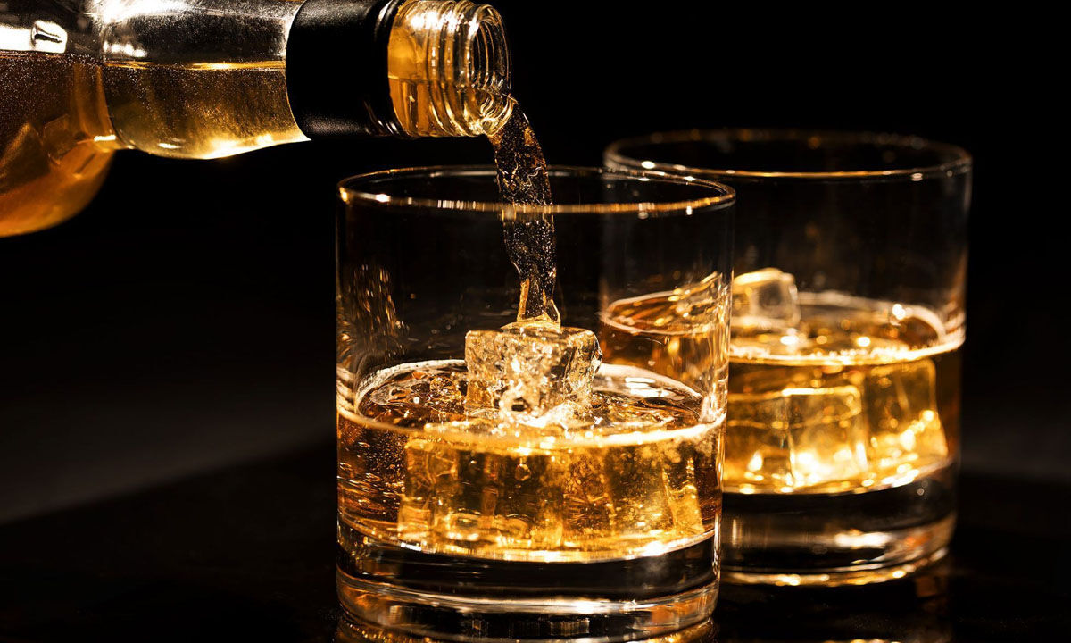 Hyderabad scotch lovers left high & dry