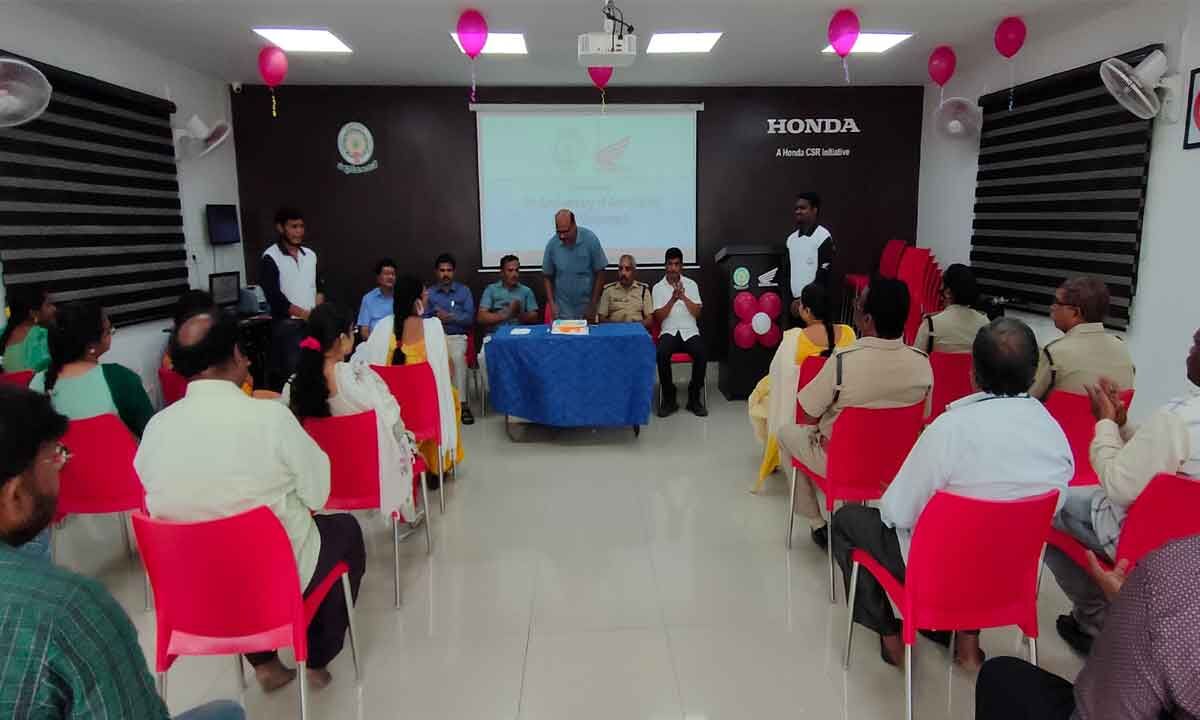 SDEC third anniversary celebrated