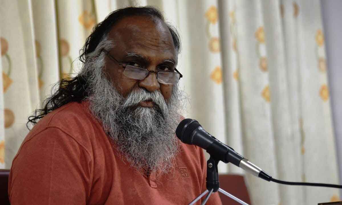 Respond to Aarogyasri letters: Jagga Reddy to CM KCR