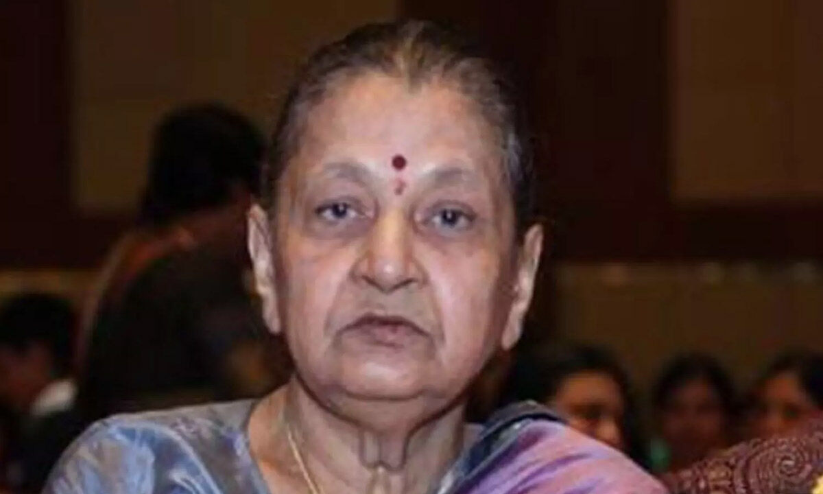 RIP Indira Devi: Mahesh Babu, Namrata And Manjula Drop Emotional Posts ...