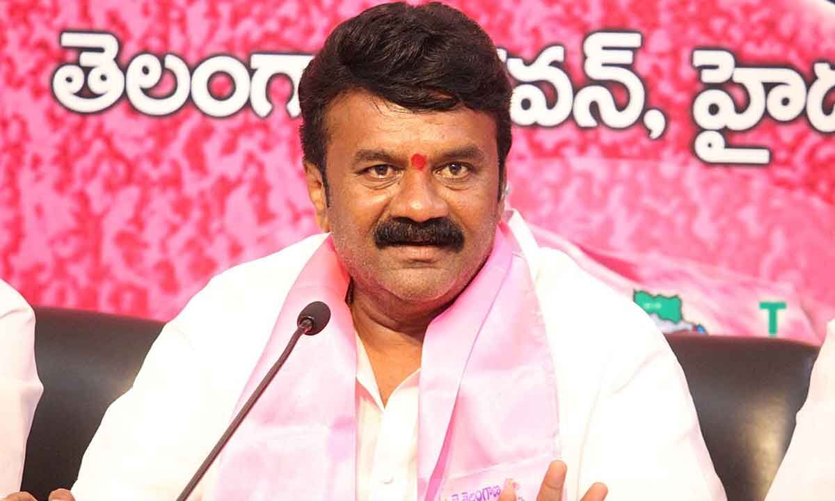 GHMC's EVDM imposes Rs 15k on Minister T Srinivas Yadav