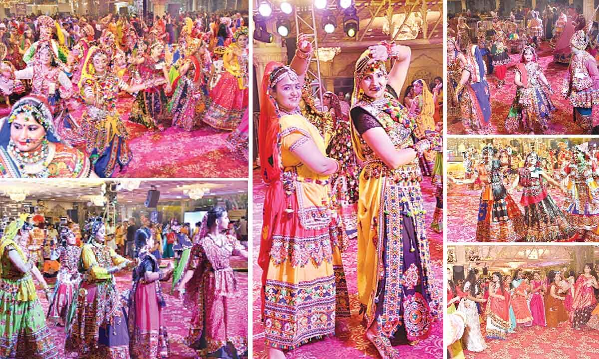 Hyd'bad swings to Dandiya, Garba beats