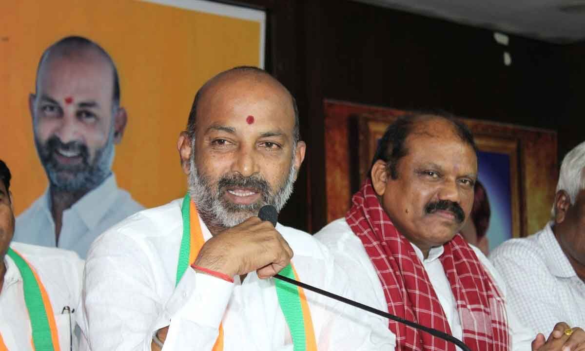 Bandi to KCR: Step down & seek fresh mandate on BRS