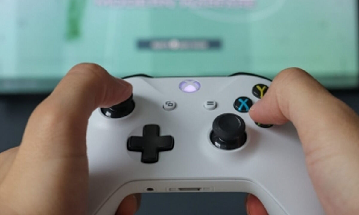 Microsoft reveals dedicated Xbox game streaming device