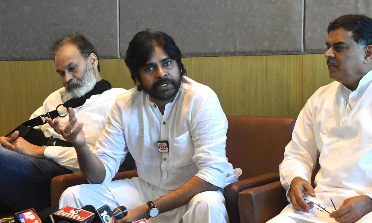 Pawan Kalyan decides to fight legally over arrest of Jana Sena leaders