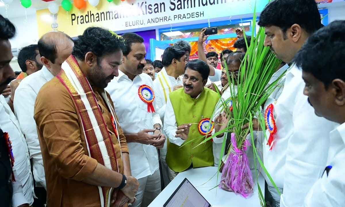 PM Modi virtually launches Kisan Samriddhi Kendra at Eluru