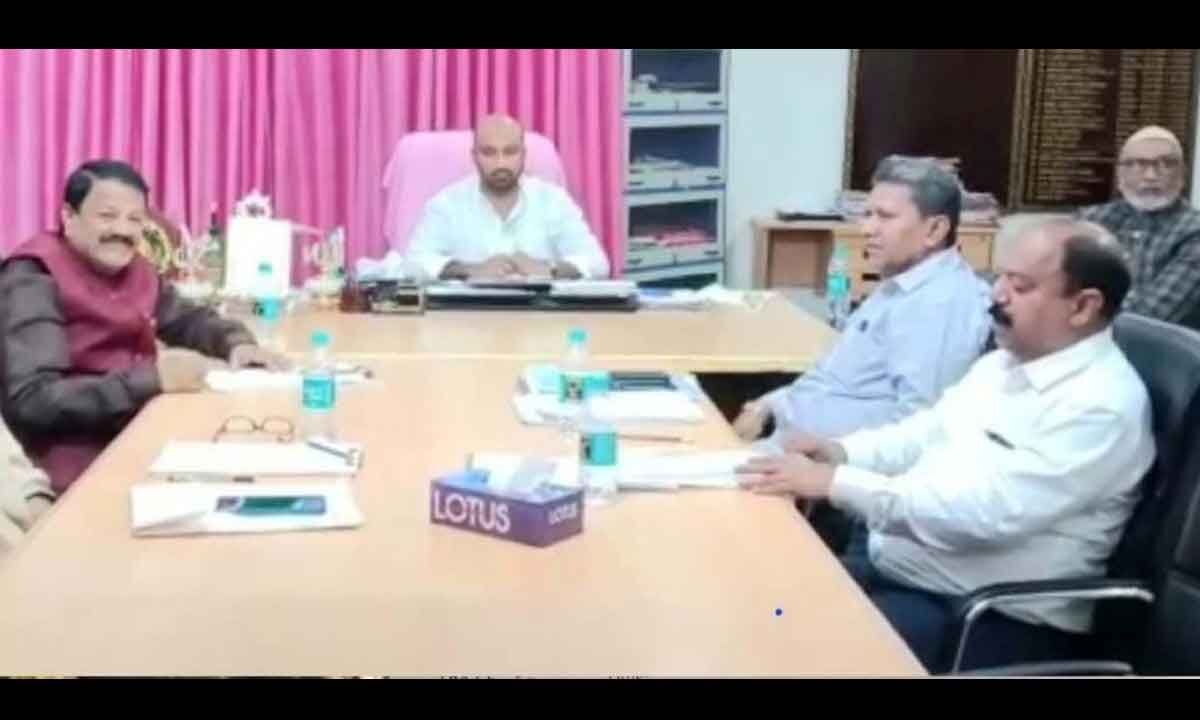 Tu-Tu Mai-Mai attitude of Addl CEO & chairman paralyse Wakf Board ...
