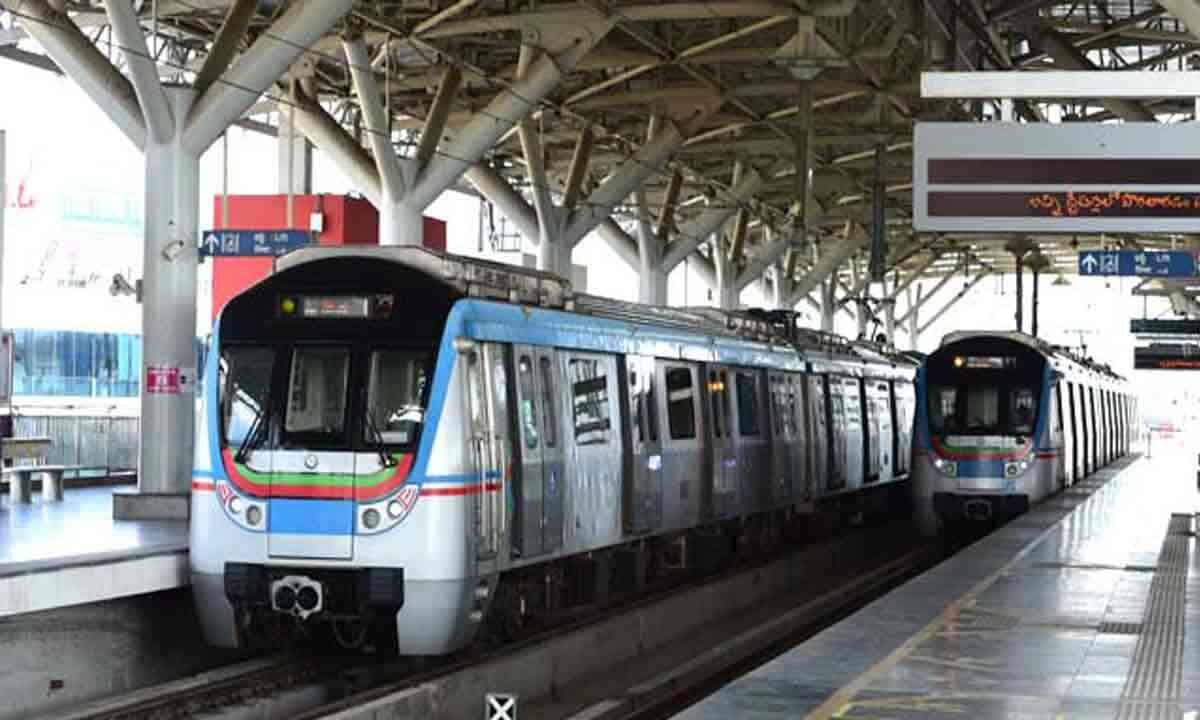 HMRL seeks public suggestions over fixation of metro ticket fare