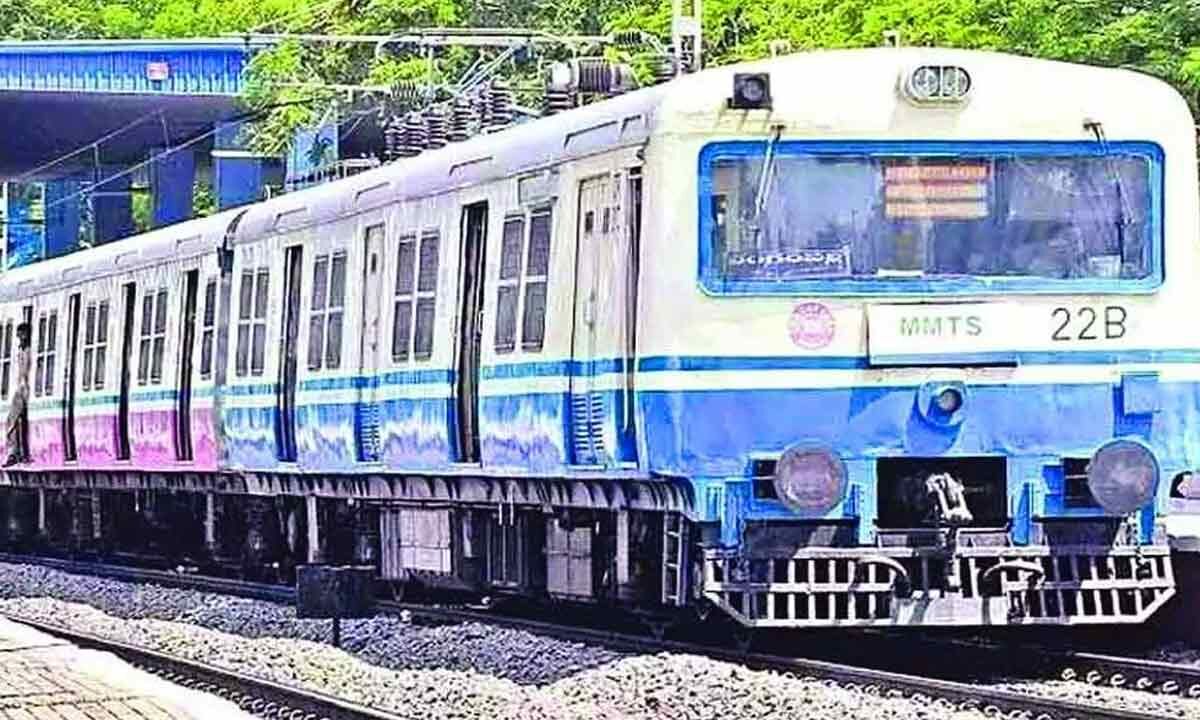 Hyderabad: Passengers seek changes in timings of local trains