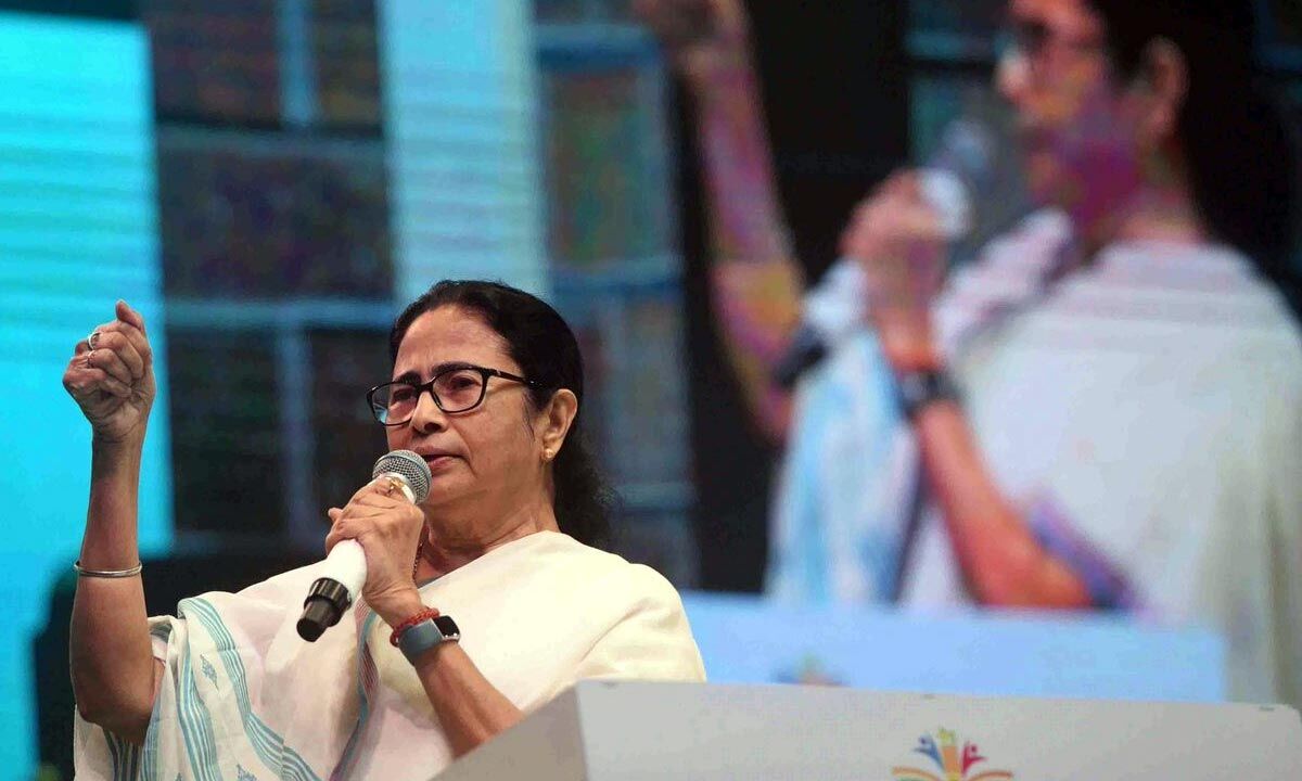 Mamata breaks her silence, apologises for minister's comments about ...