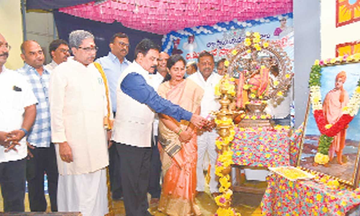 Music plays key role in making people healthy: Mayor Dr R Sirisha