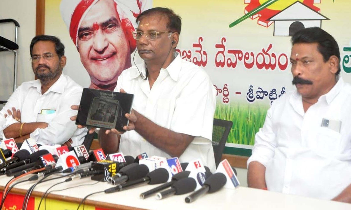 TDP seeks Z-Category security to liquor scam accused Sarath