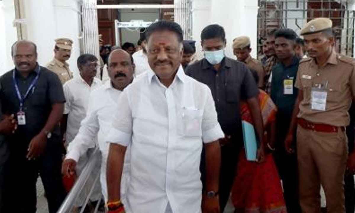 EPS, OPS factions in TN clash over MGR statue