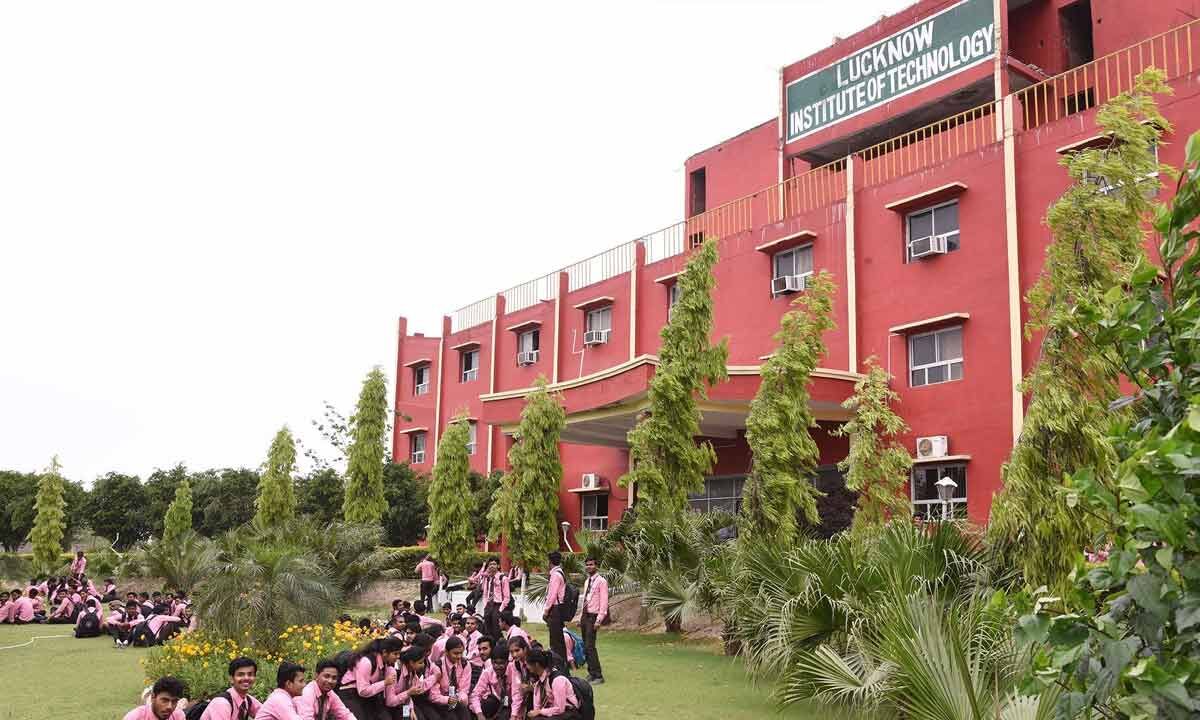 Cambridge partners with Lucknow College to hone skills