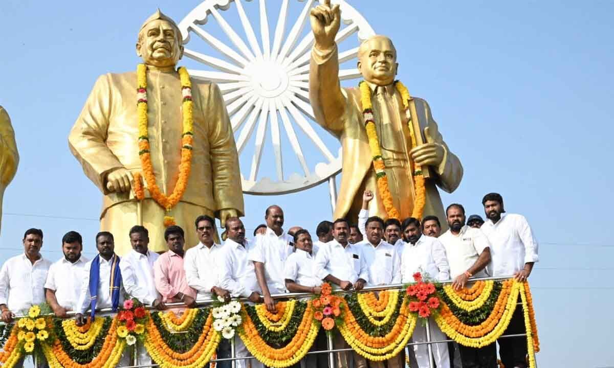 Jagadish calls upon people to follow in footsteps of Ambedkar