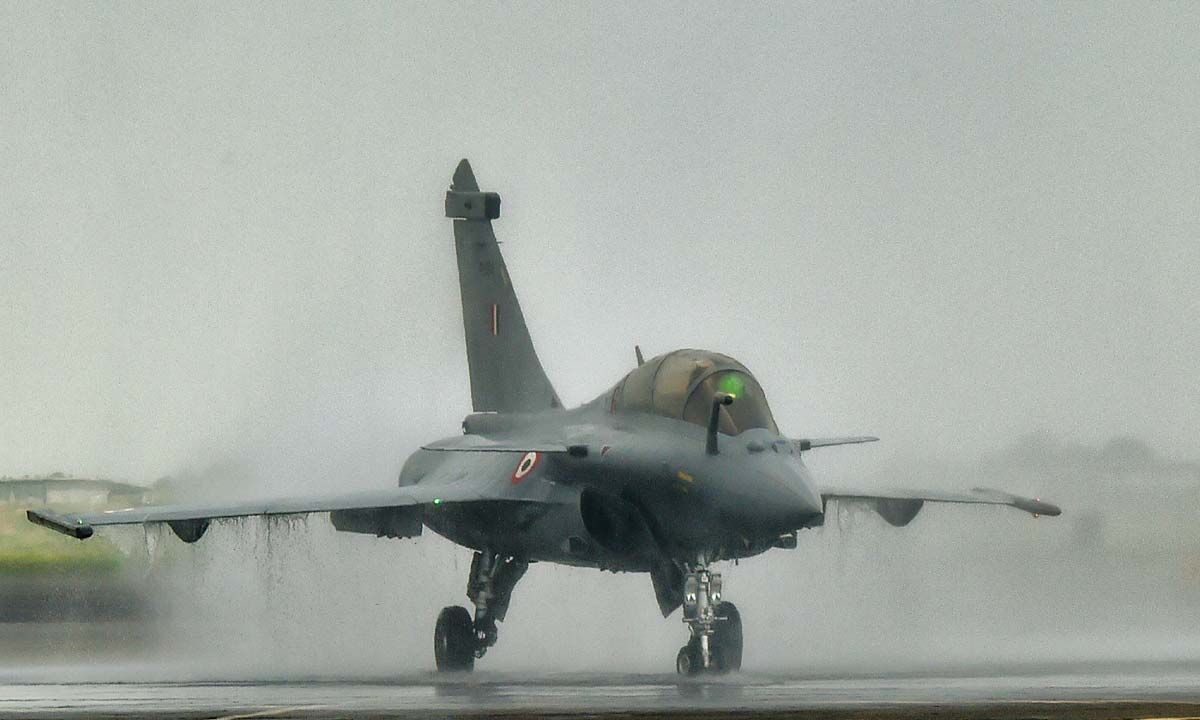 India Signs Historic Deal for Rafale Marine Jets to Power INS Vikrant