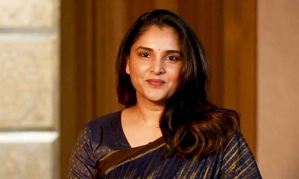 Actress & MP Divya Spandana makes interesting comments about women