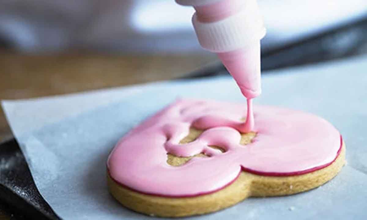 How to do Icing for the biscuits?
