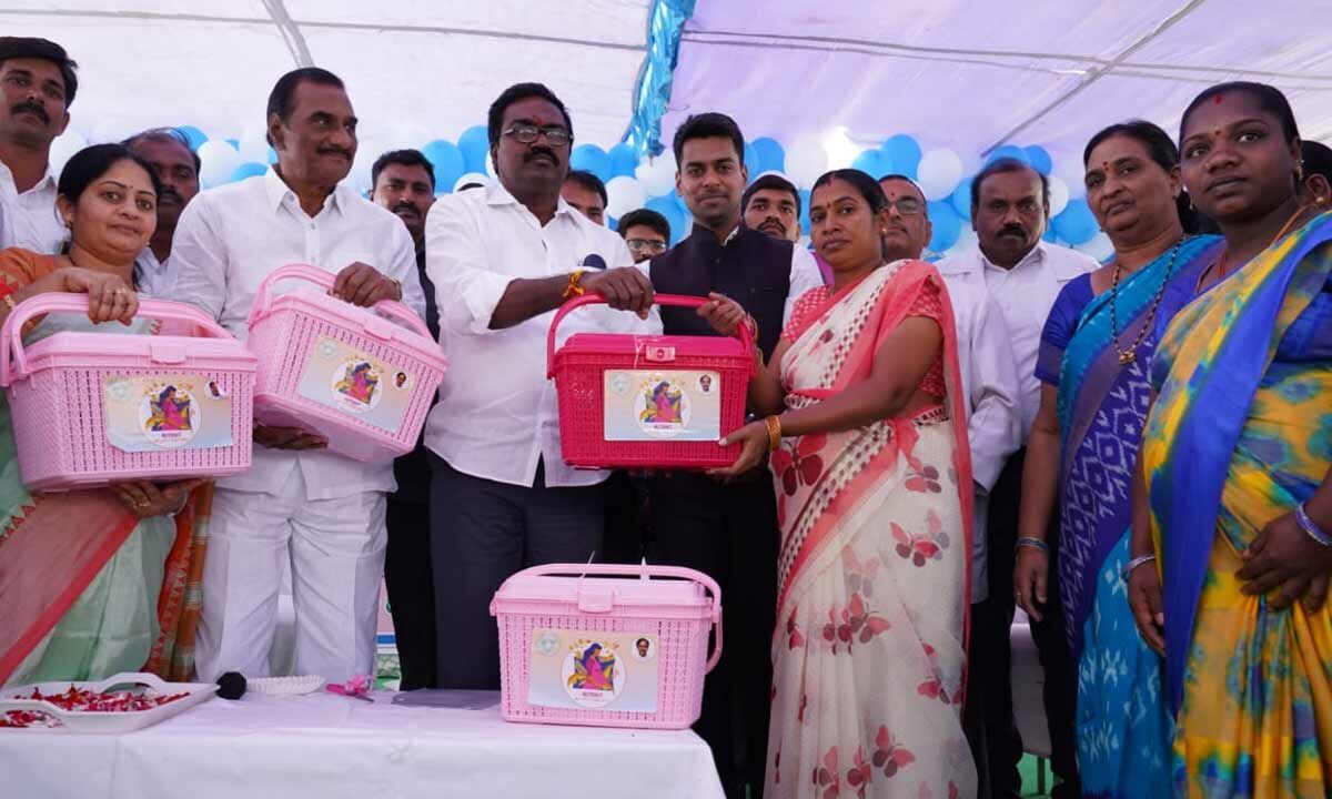 Puvvada Ajay Kumar launches KCR Kits