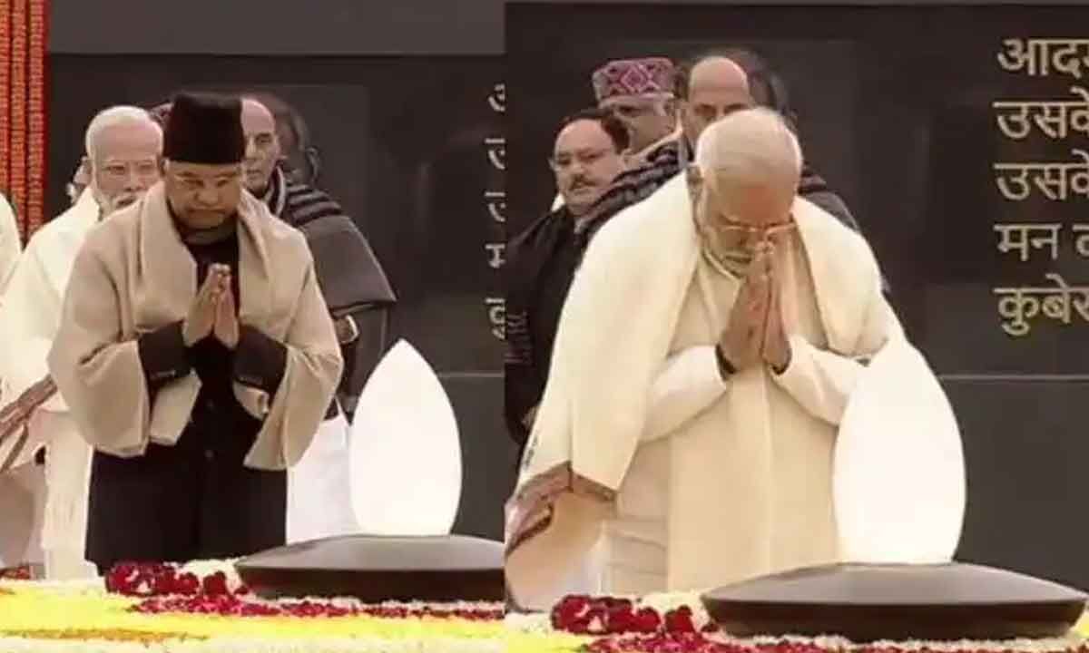 Leaders pay floral tributes to Vajpayee on his birth anniversary