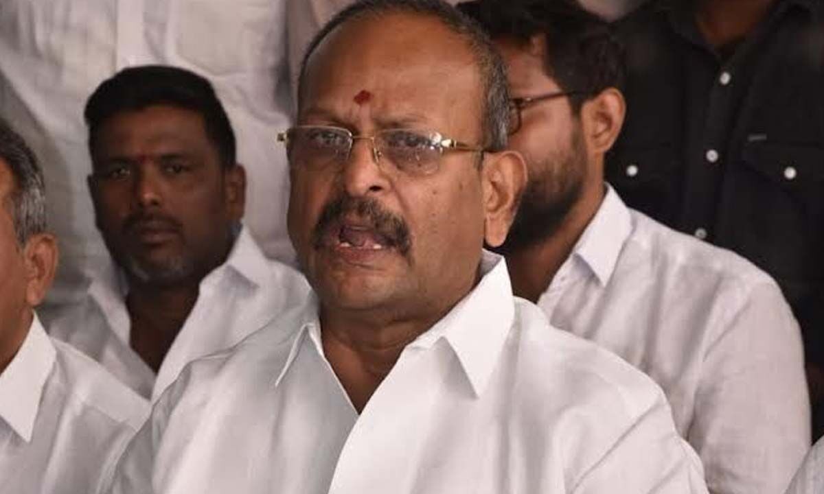 Kolagatla smells conspiracy over Naidu's stay at Ashok's bungalow