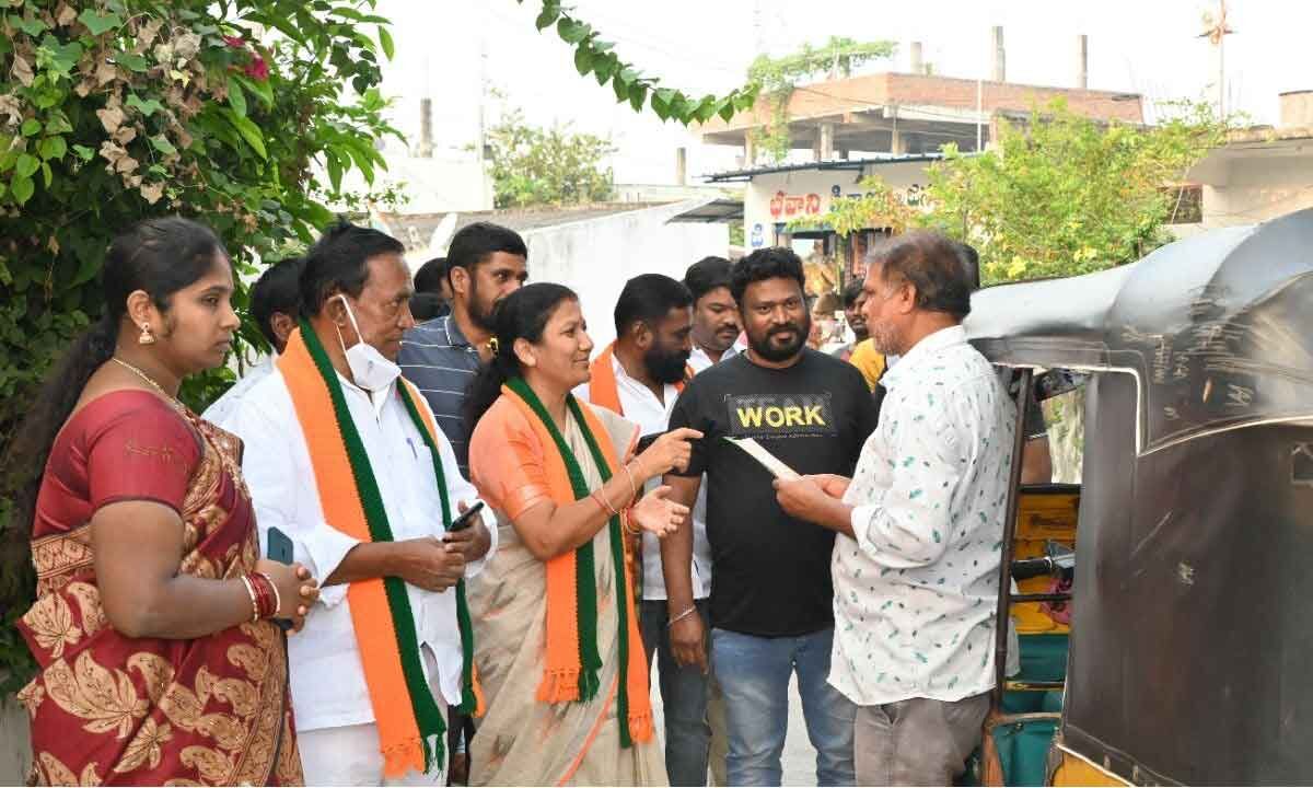 Rao Padma accuses BRS of diverting central funds