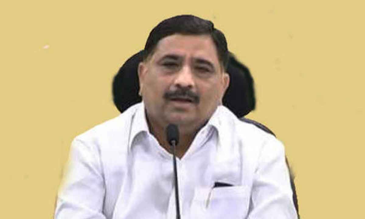 TDP leader Kalva Srinivasulu house arrested in Rayadurgam from holding ...