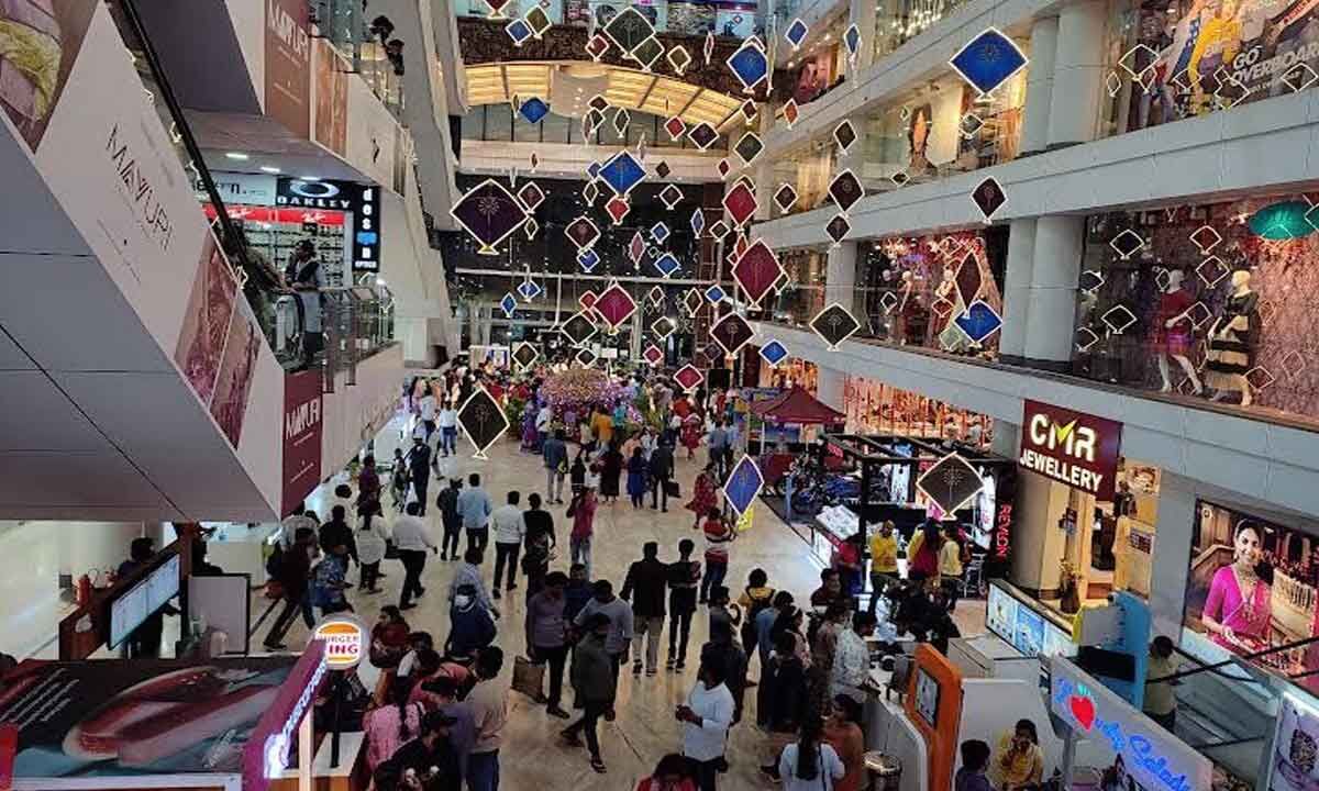 Long queue lines, brimming malls sum up festive spirit