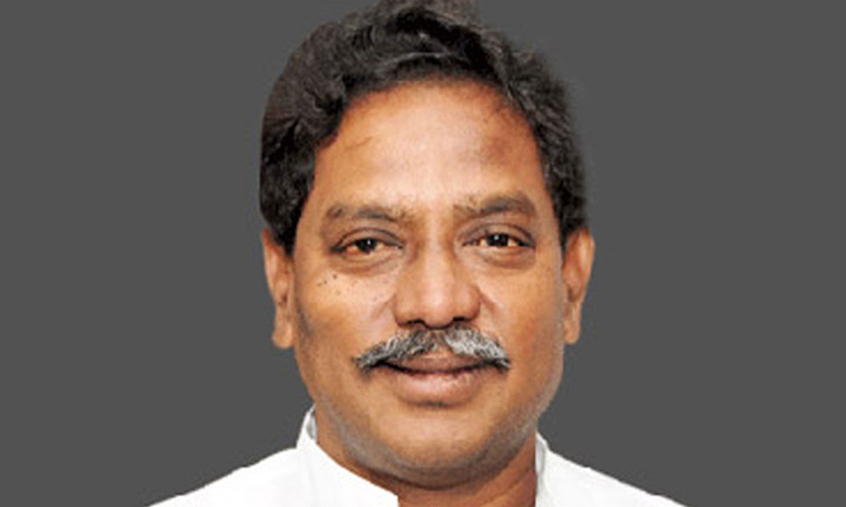 Andhra Pradesh: Former Minister Vatti Vasantha Kumar passes away