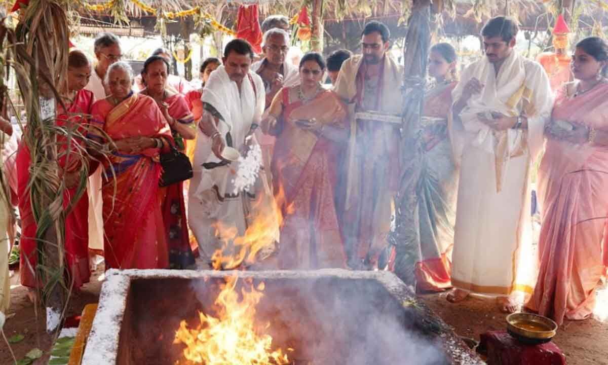 KV Pradeep performs Soma Yagam for universal prosperity in Nuziveedu