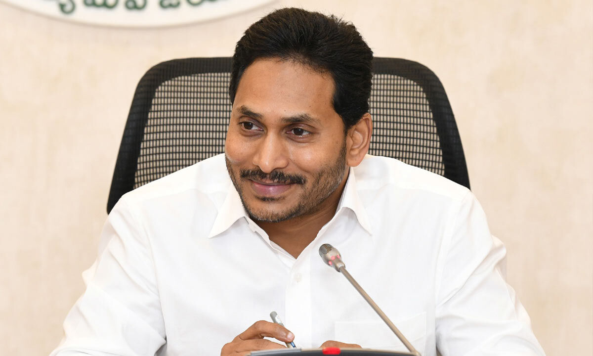 AP CM YS Jagan stresses on quality in Jagananna colonies