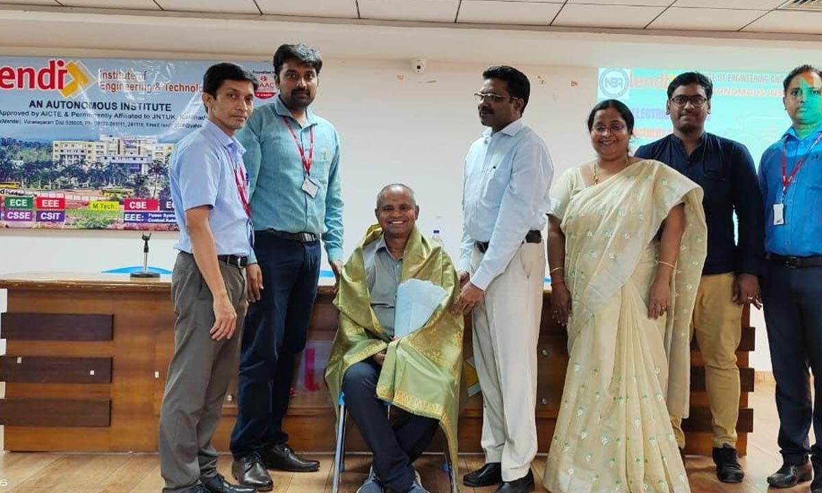 Lendi holds guest lecture on E-Vehicles