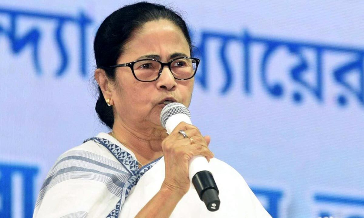 Mamata calls BJP's elected representatives 'seasonal birds'