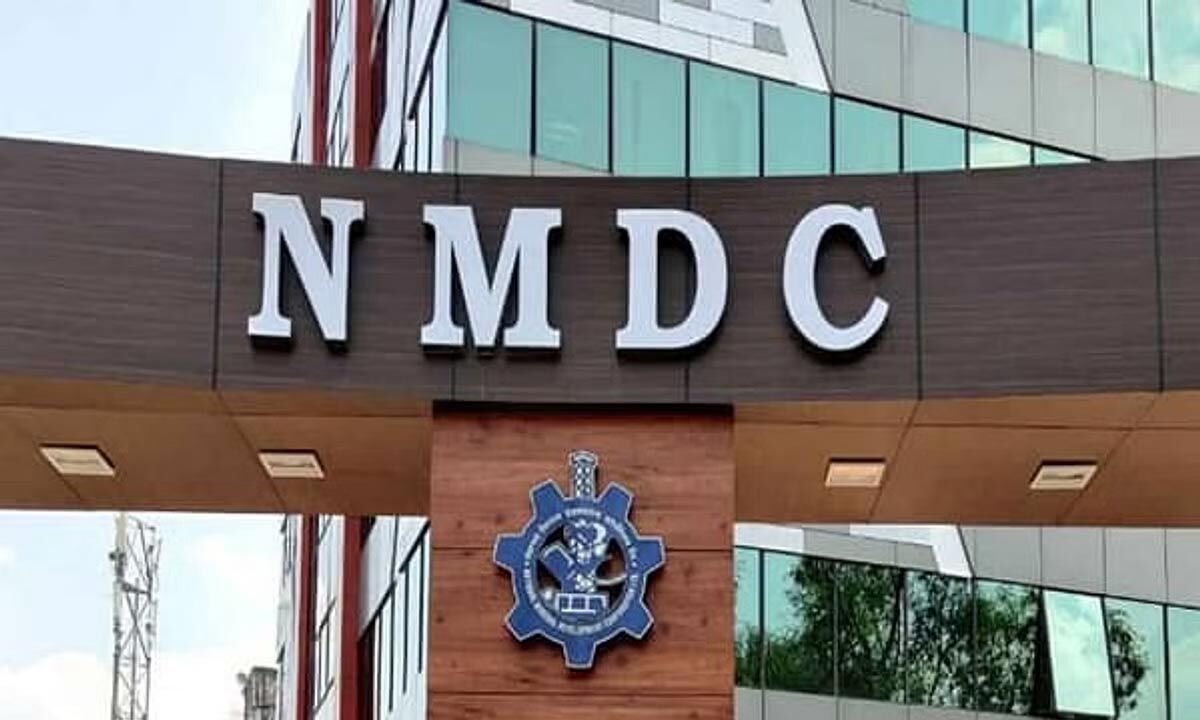 Hyderabad: NMDC bags five awards