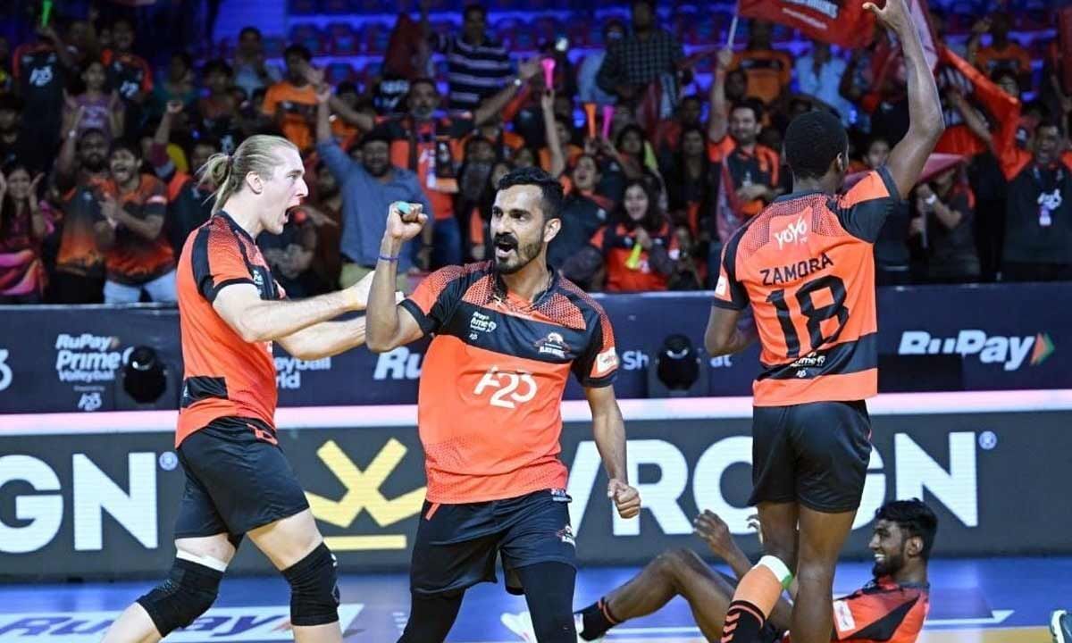 PVL: Hyderabad Black Hawks steal thrilling win over Bengaluru Torpedoes