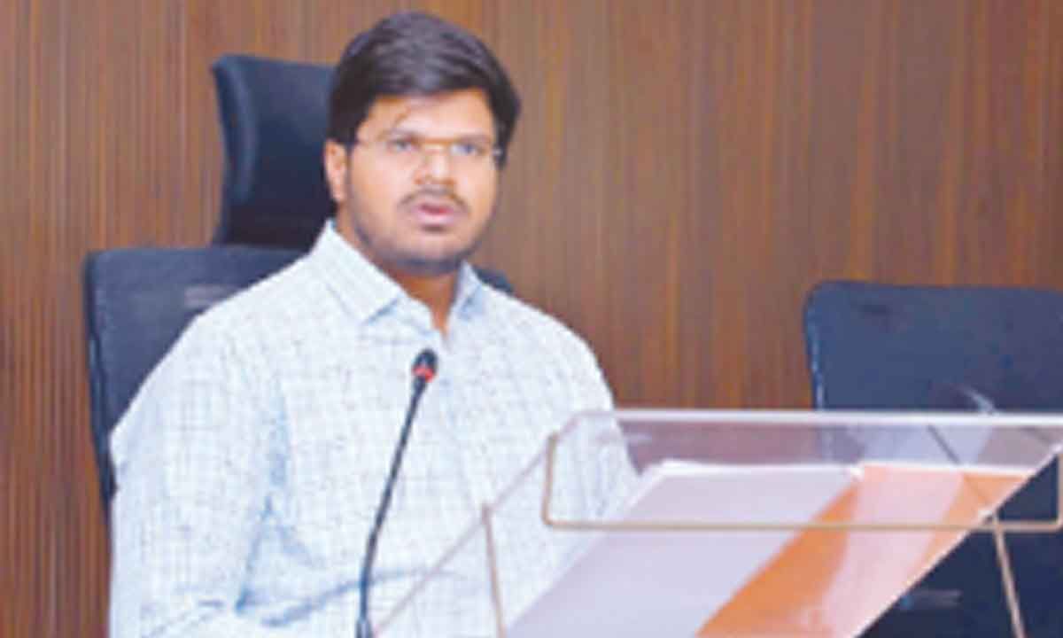 Bankers urged to achieve targets in time