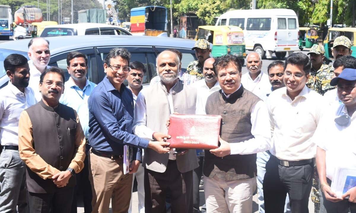 BBMP presents Rs 11,157 crore budget