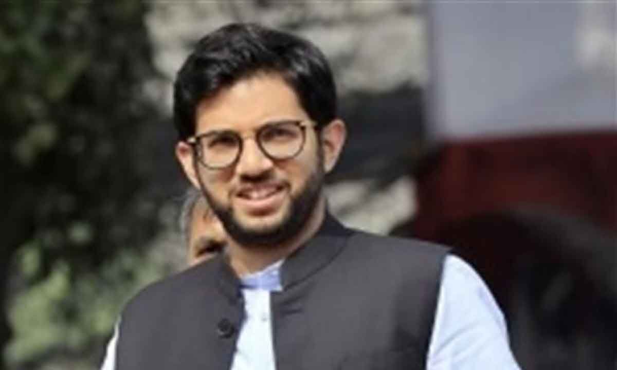 Give Maha two more airports, Aditya Thackeray urges Scindia