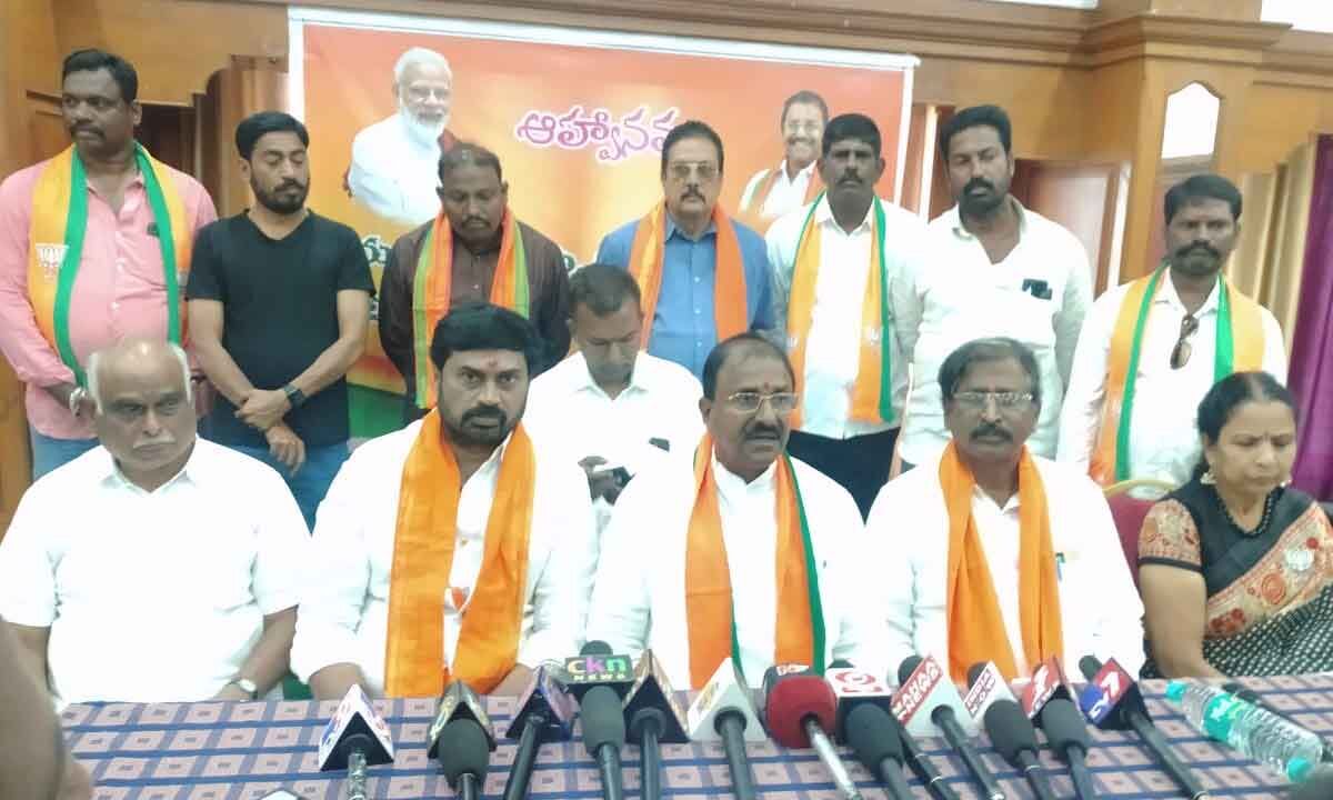 Jagan totally failed to protect state interests: Somu Veerraju