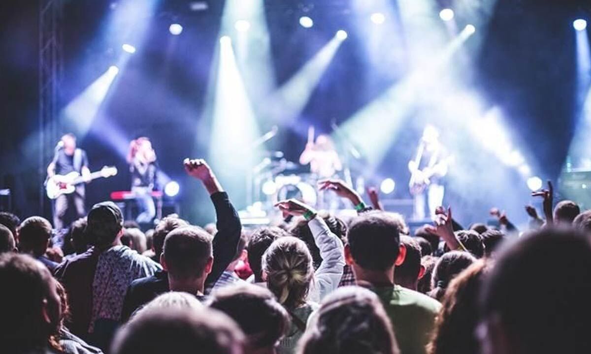 A Night of Music & Legends