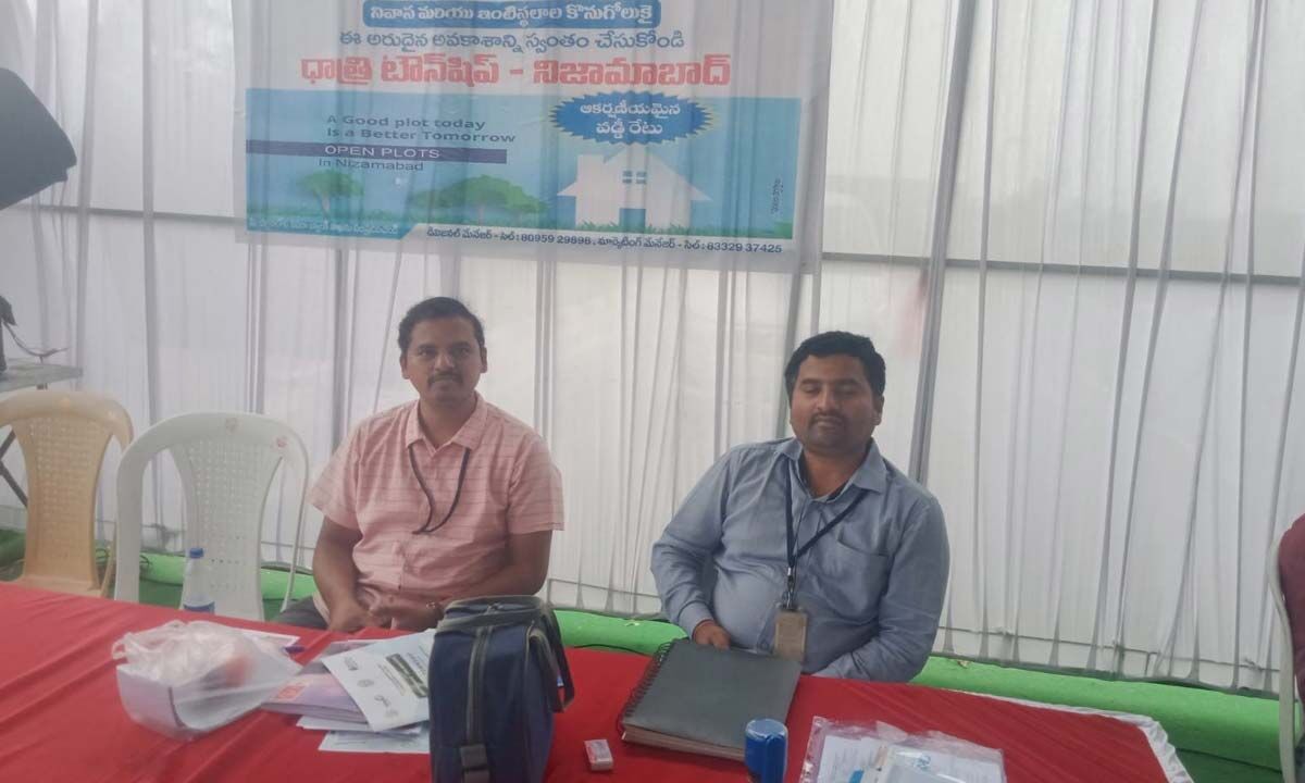 Dhatri Township plot price reduced to `6,000 per sq yard