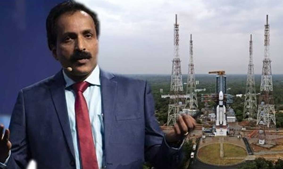 ISRO mulls 'mission to moon' with Japanese agency