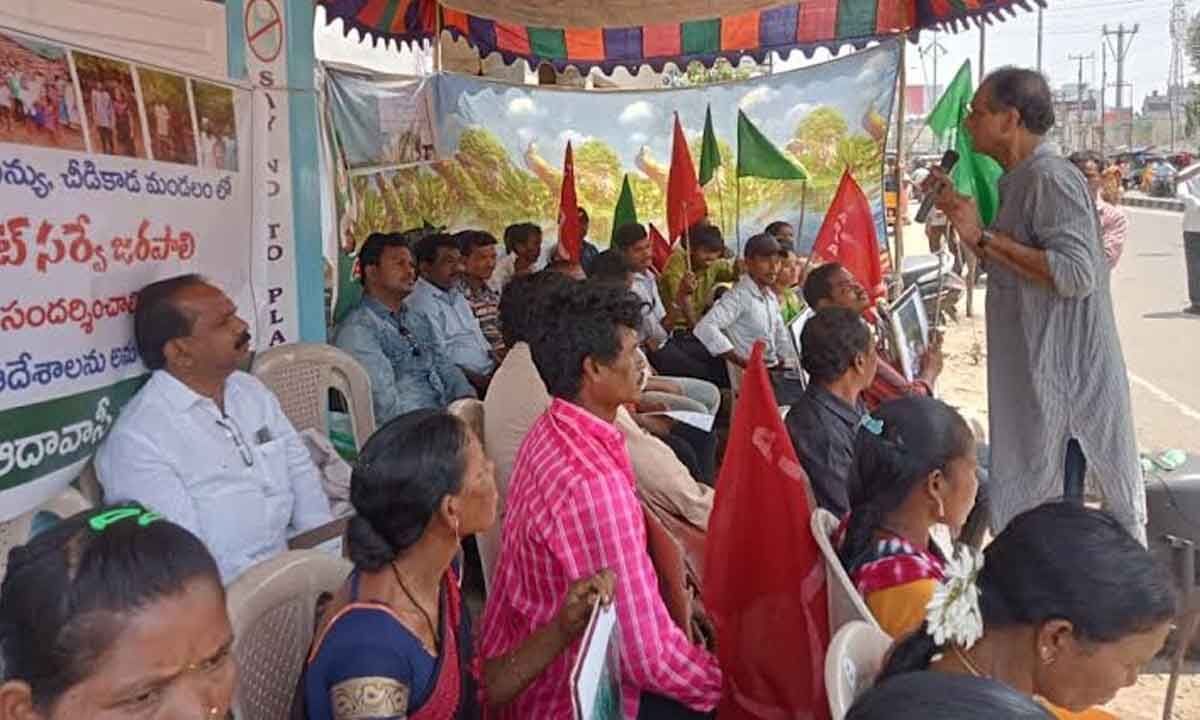 HRF demands enjoyment survey for Adivasis