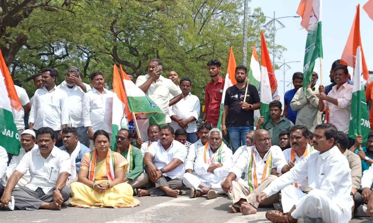 A dark day for Indian democracy: MLC Jeevan Reddy